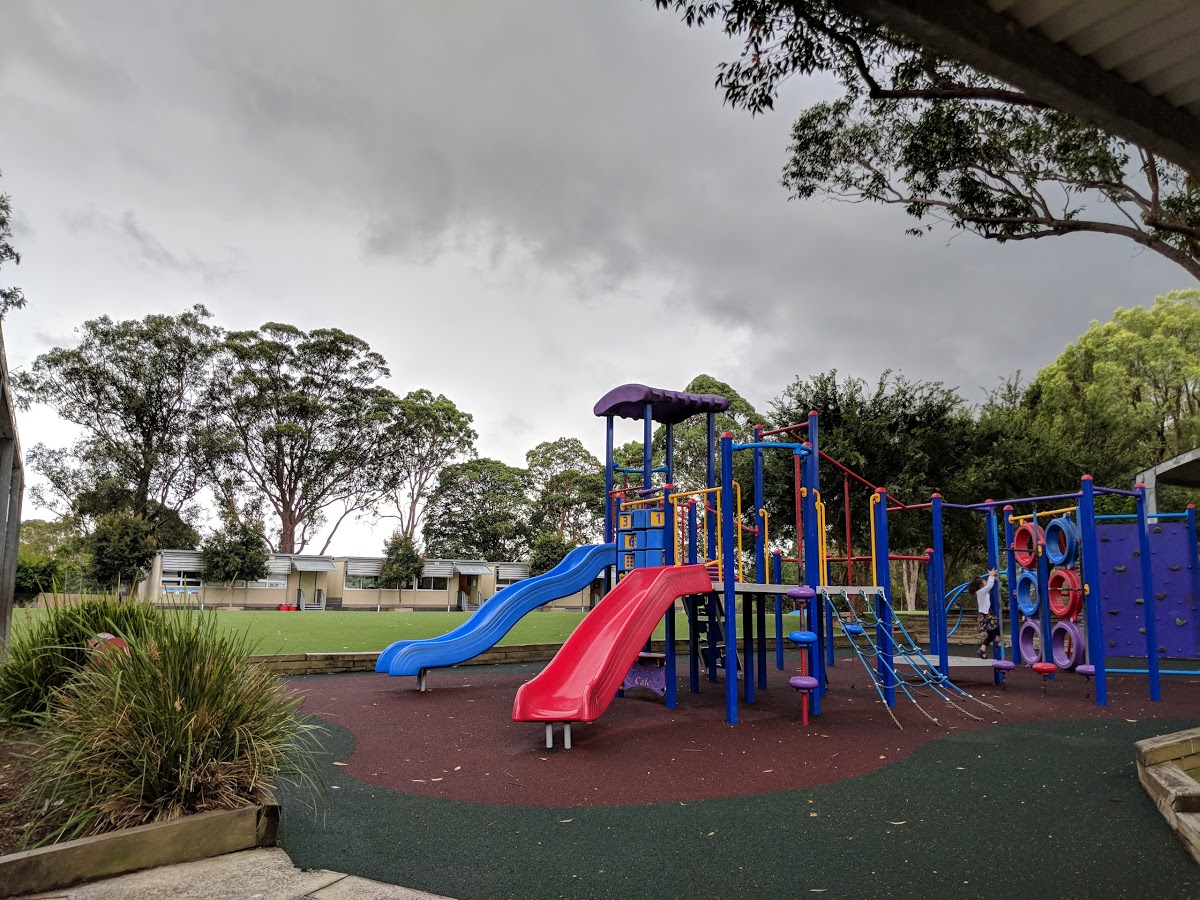 Enquire Helping Hands Lane Cove West | KindiCare